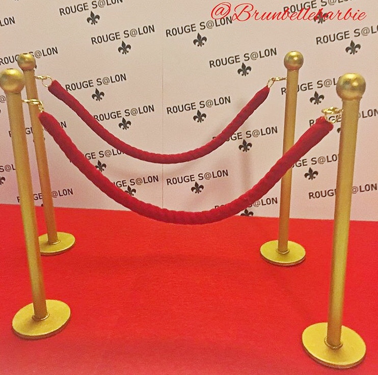 Doll-Sized Red Velvet Ropes – Brunbellebarbie