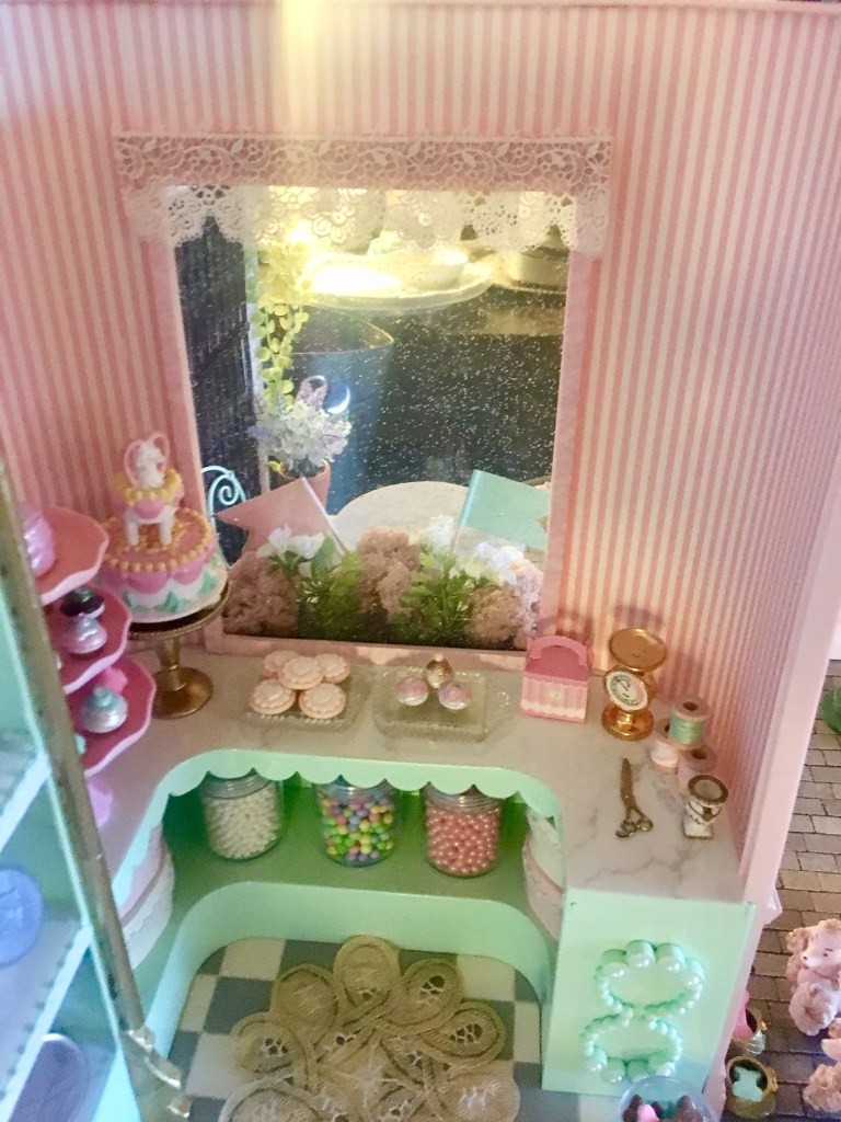 DIY Sweet Shop Transformation – Brunbellebarbie