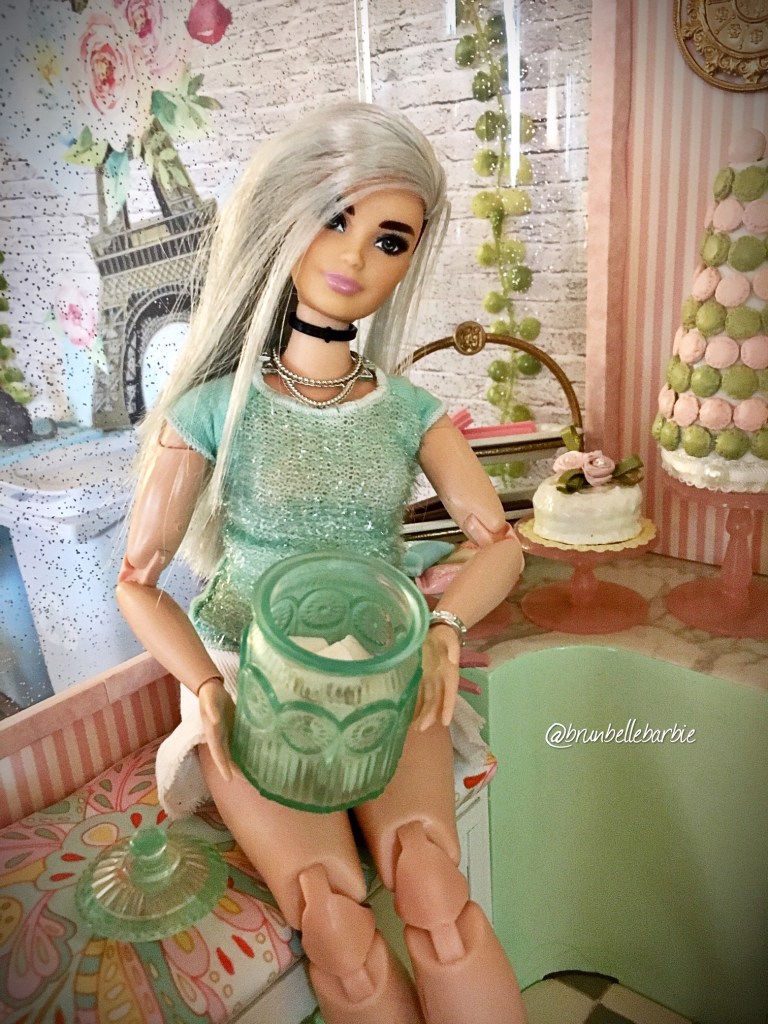 DIY Sweet Shop Transformation – Brunbellebarbie