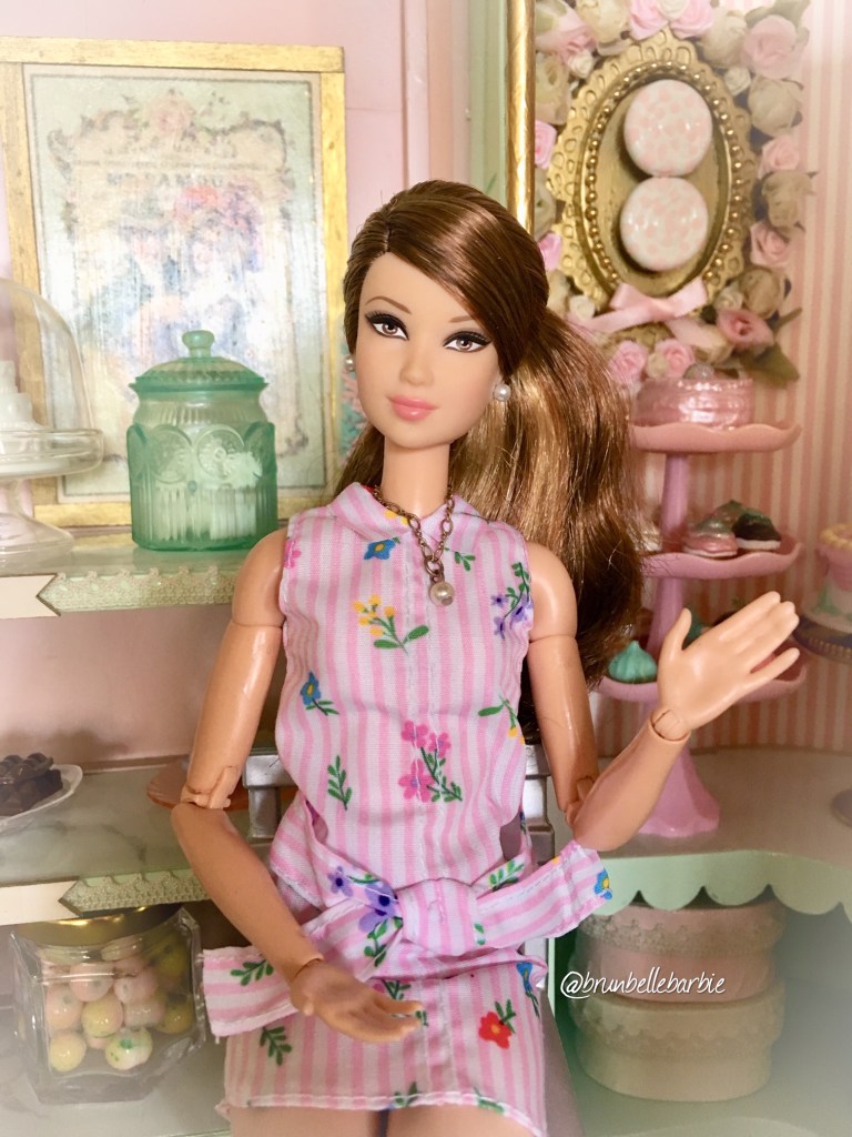 DIY Sweet Shop Transformation – Brunbellebarbie
