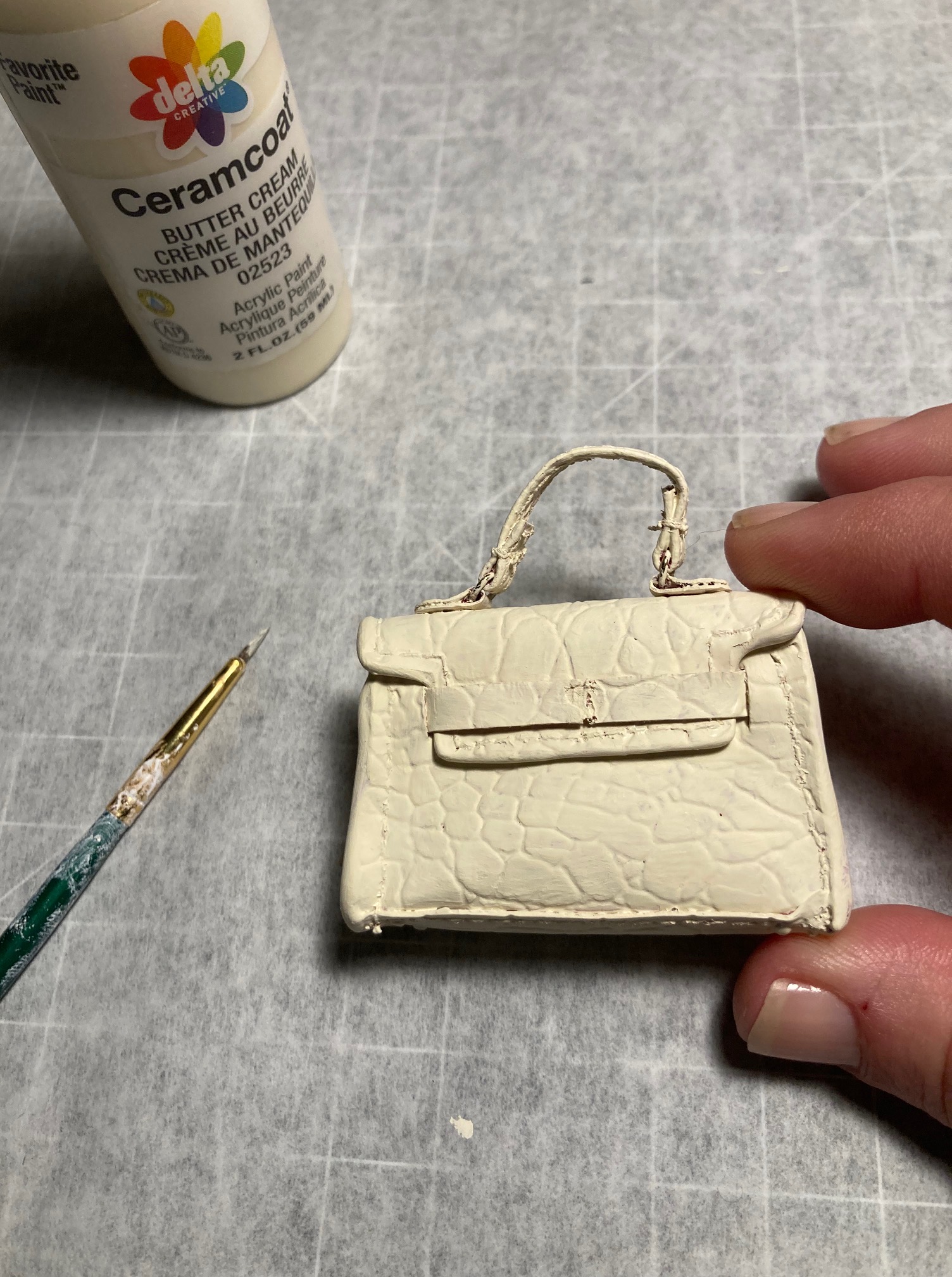 Doll DIY: Customizing Mini Brands Fashion Items – Brunbellebarbie